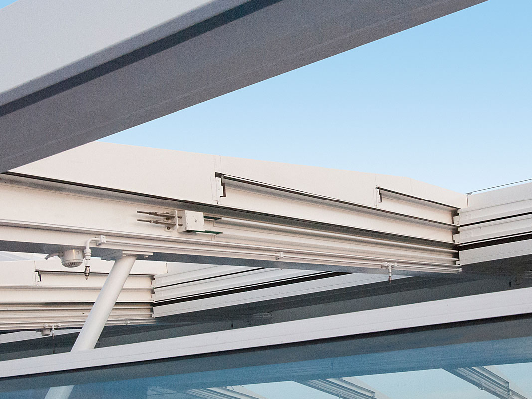 Cruise Ships | Retractable Roof Enclosures & Skylights